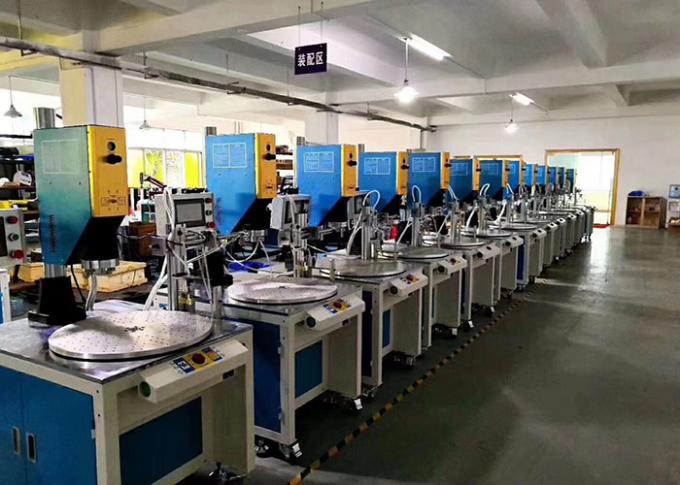 15KHz 2600 Watt Non Woven Fabric Welding Machine